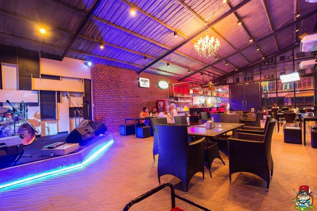 ลิ้มลองอาหารหลากหลายรส ซดเครื่องดื่มสุดชิลล์ "THE SECRET BAR" | กิน@หาดใหญ่